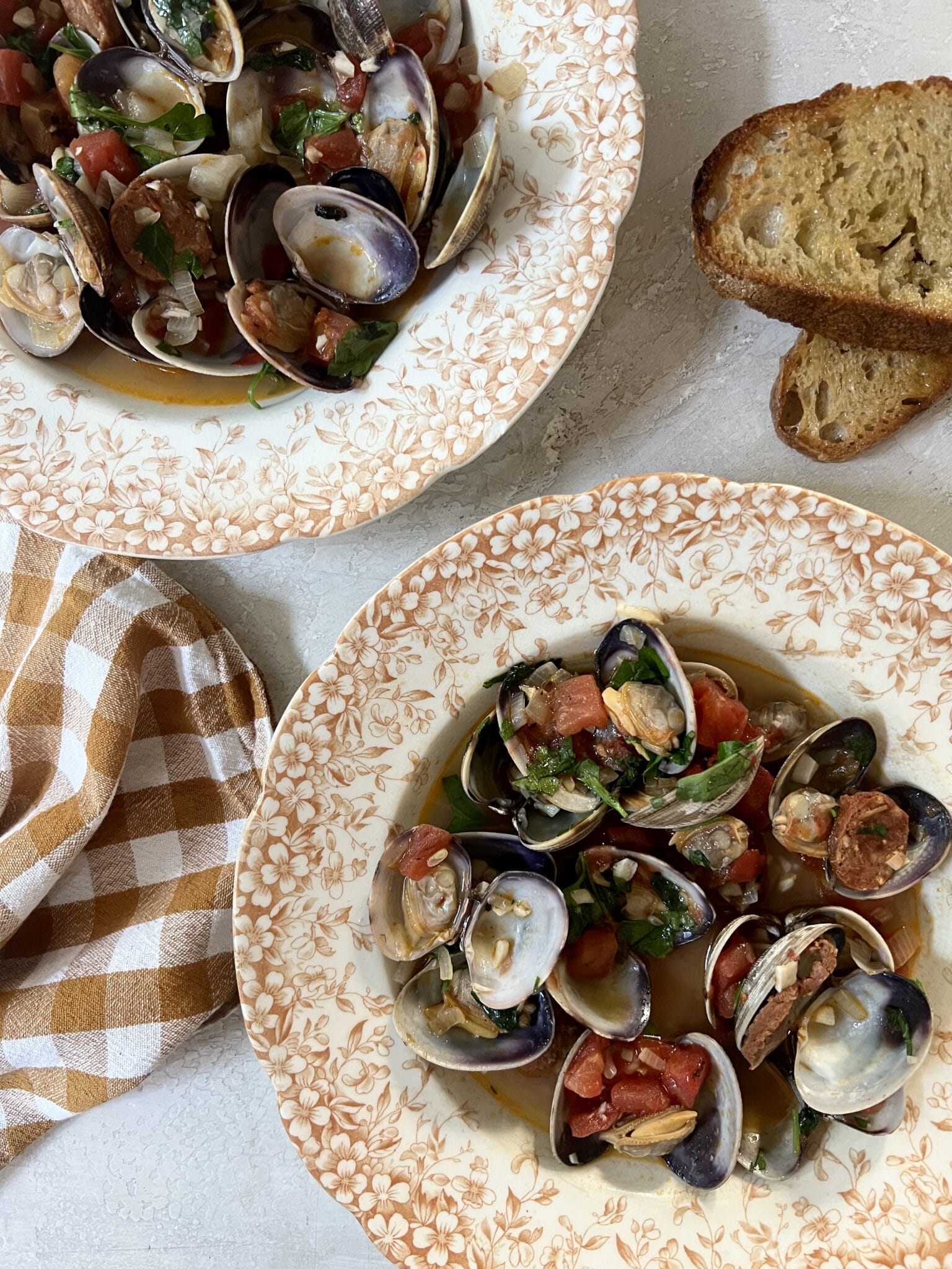 Brothy Clams with Chorizo and Tomatoes - Mom's Kitchen Handbook